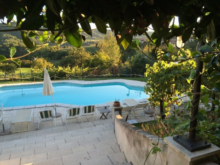 Choosing a Swimming Pool for Your Italian Home - Living in Italy